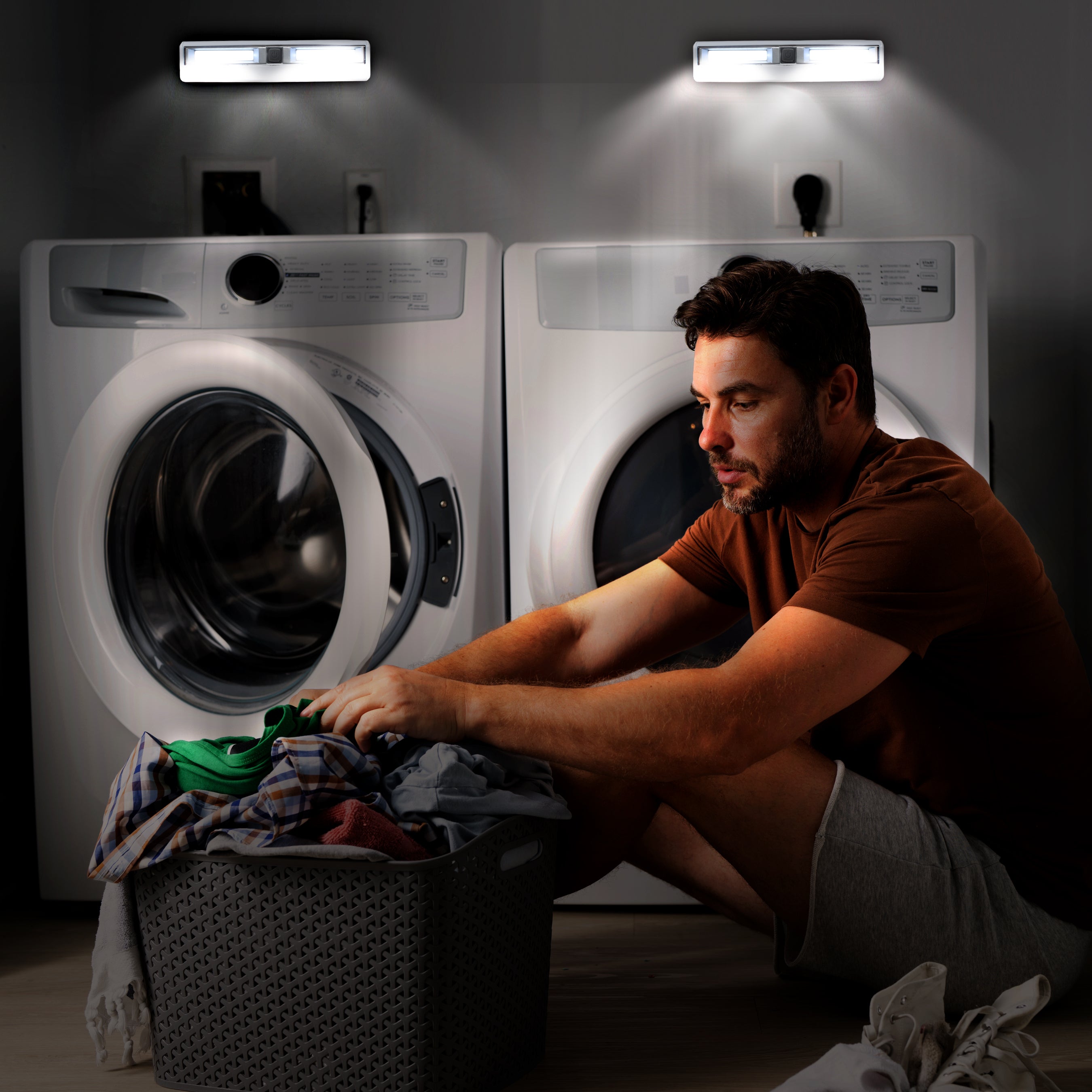 4 Pack Ultra Bright LED Wireless Portable Light Bars w/ Remote Control ...